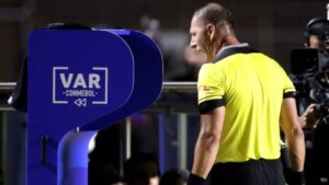 Var là gì trong bóng đá? Var xuất hiện tại những giải đấu nào?